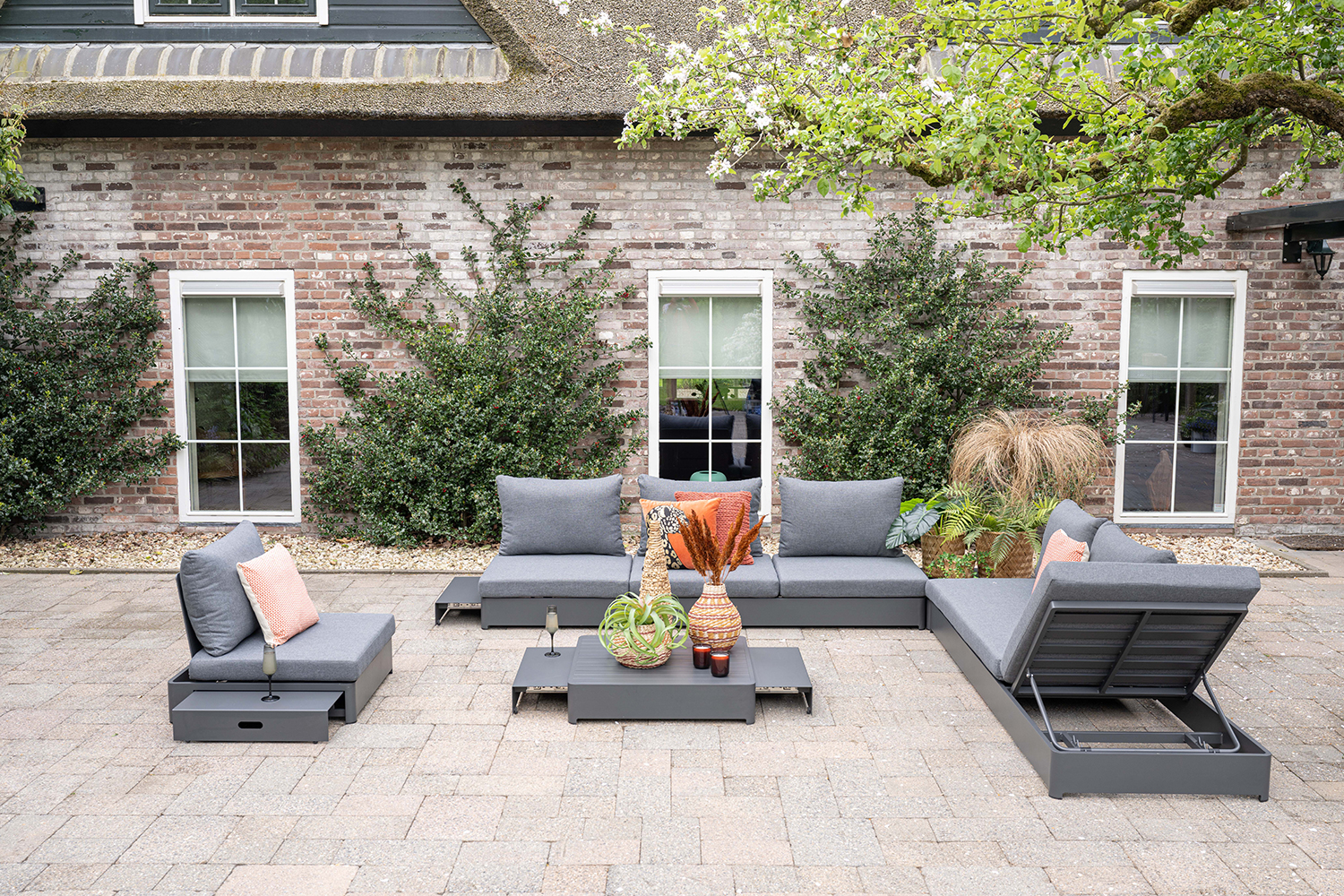 Outdoor Corner Sets | Shackletons Home & Garden
